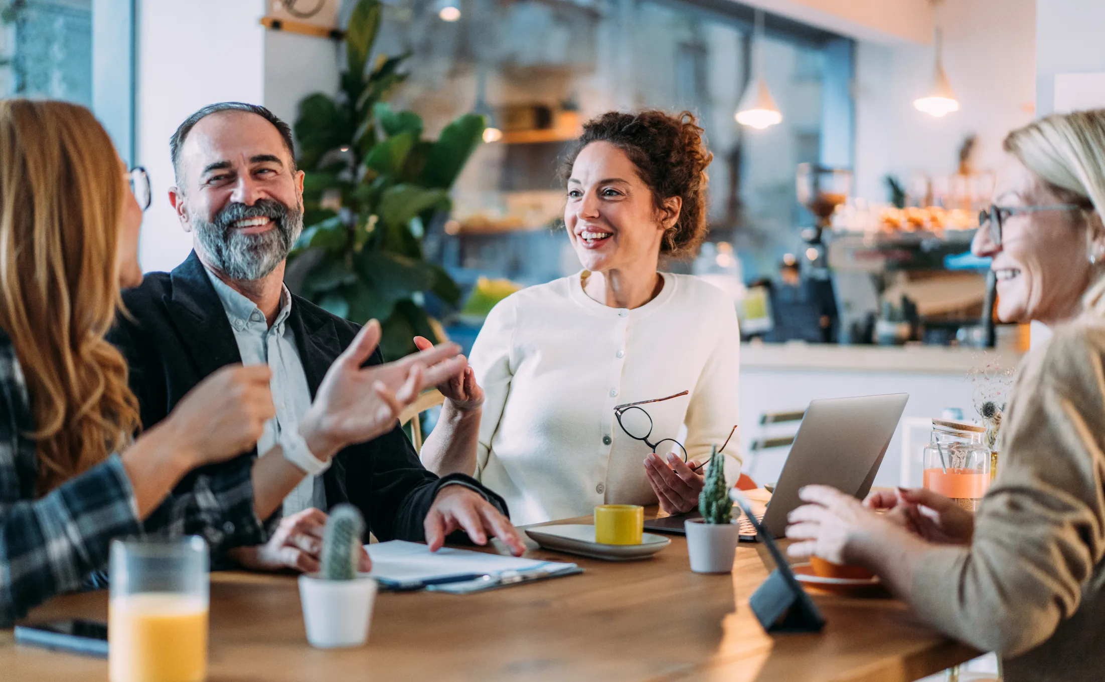 Best Custom Gifts for a Leadership Retreat | Pinnacle Promotions